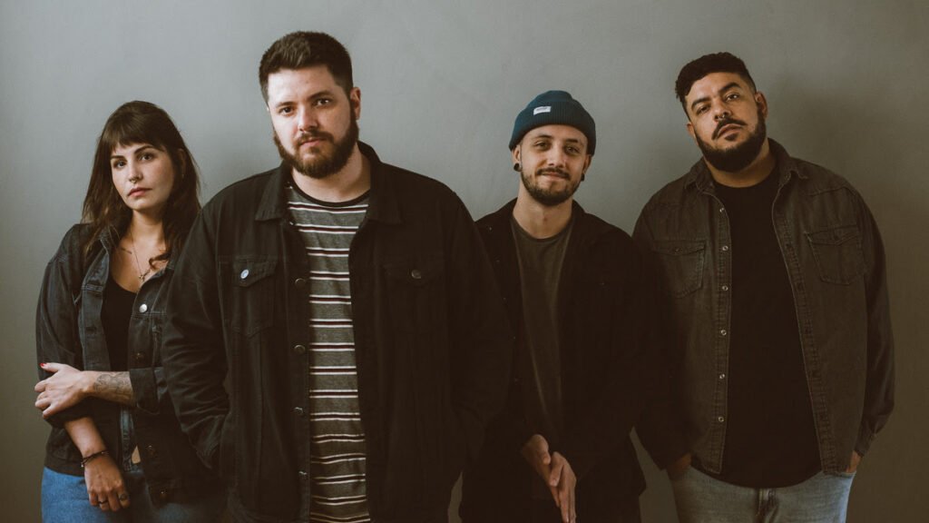 Terceiro Andar aborda o cotidiano e o amor no clipe de Subliminar